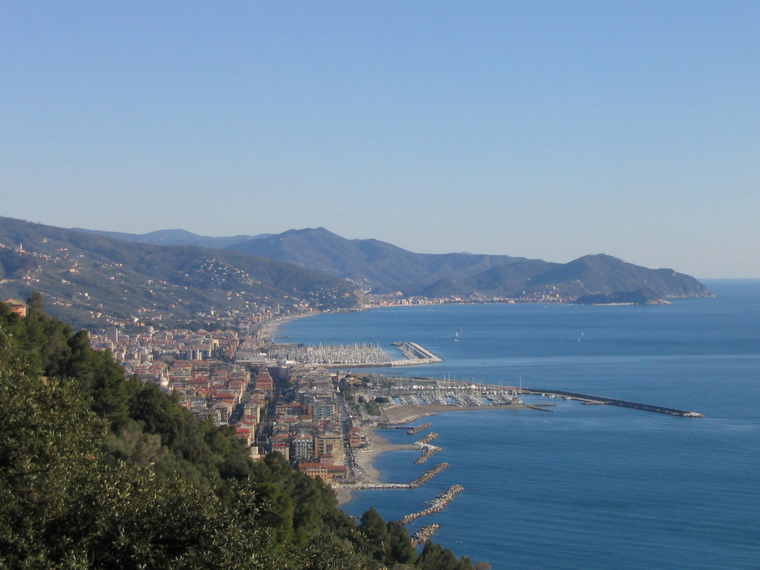 Dodaj opinie o miejscowości: Chiavari » Wybrzeże Liguryjskie