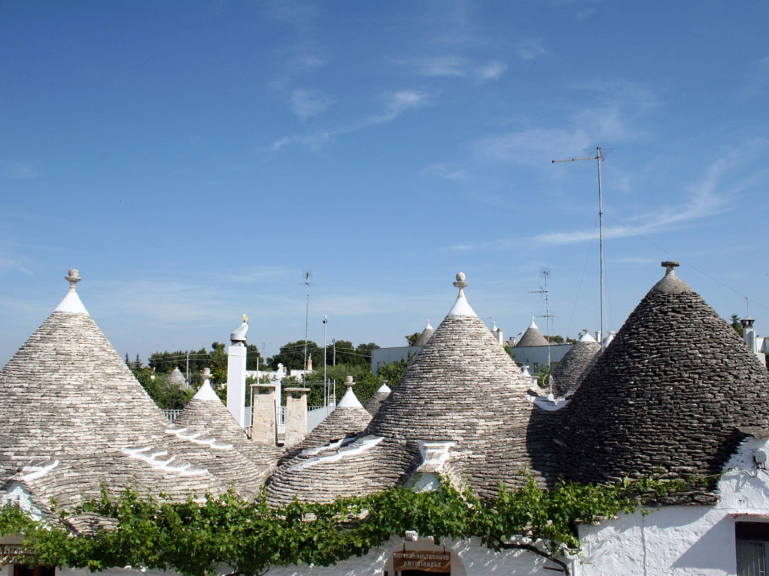 Alberobello, Apulia, Włochy, największa baza ofert LAST...