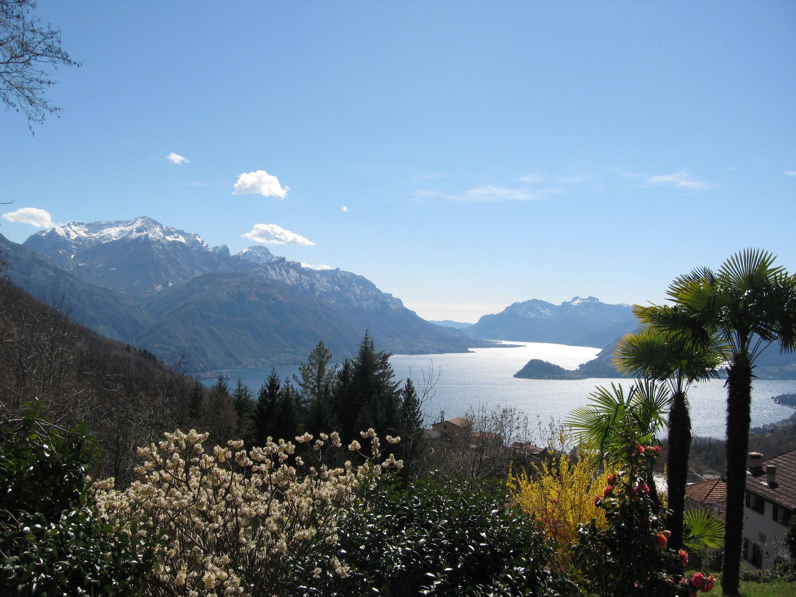 Plesio, Lombardia, Włochy, największa baza ofert LAST MINUTE....