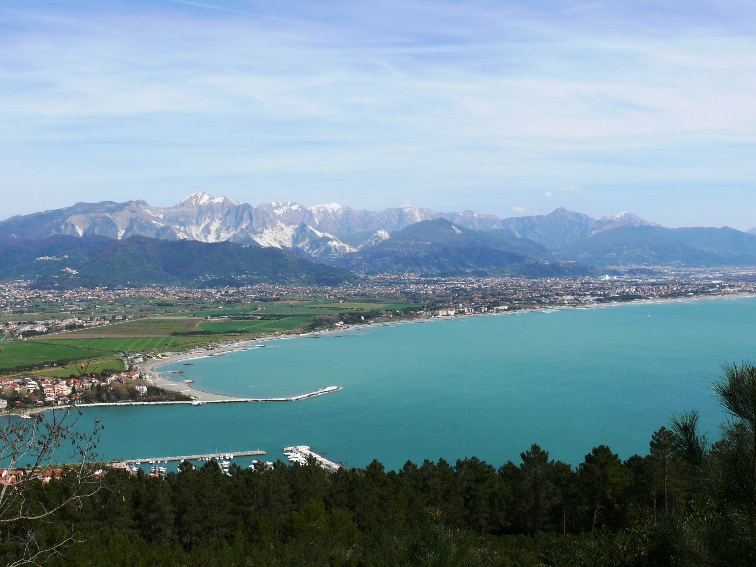 Luni Mare, Wybrzeże Liguryjskie, Włochy, największa baza ofert...