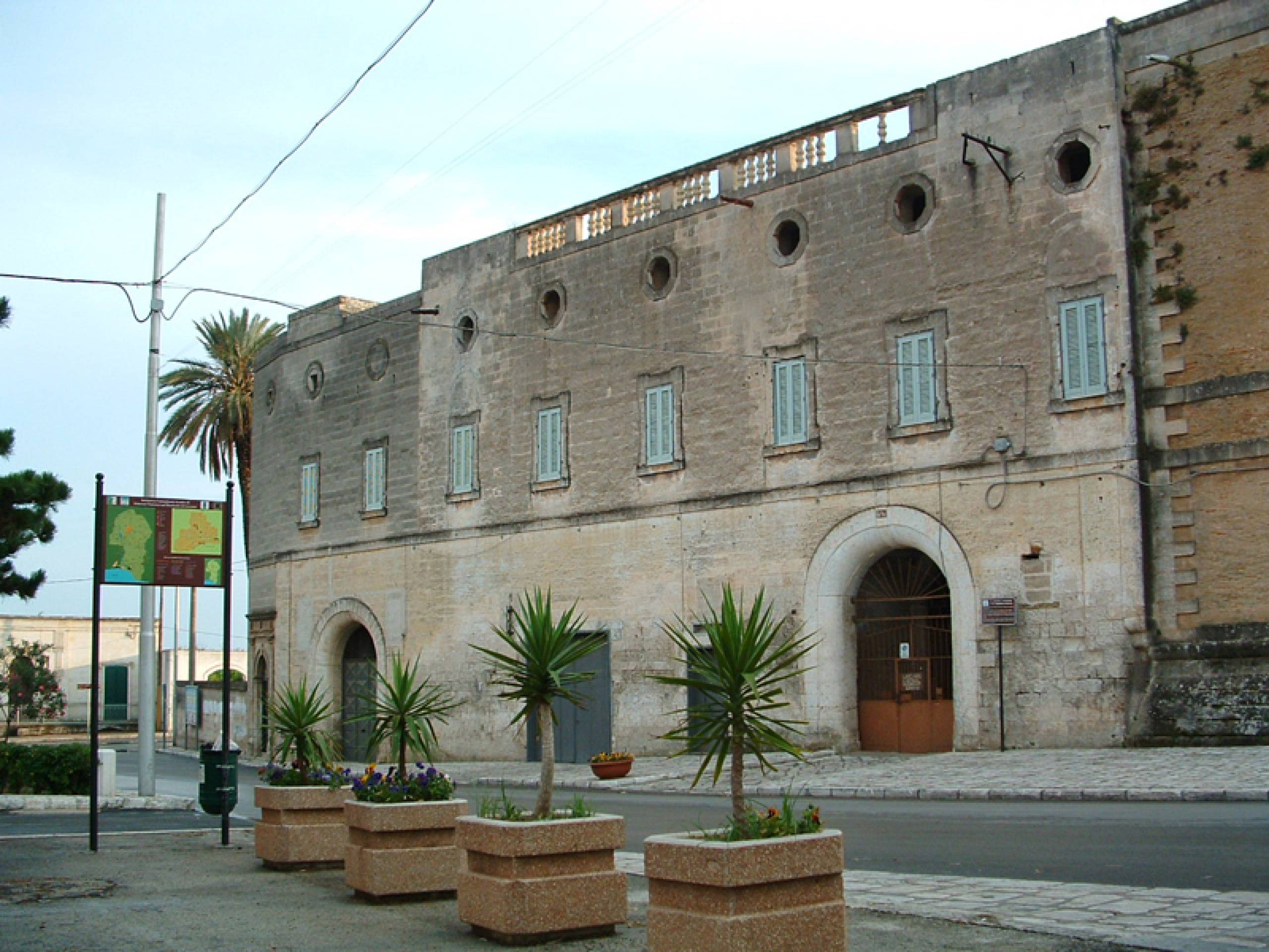 Lizzano, Apulia, Włochy, największa baza ofert LAST MINUTE....