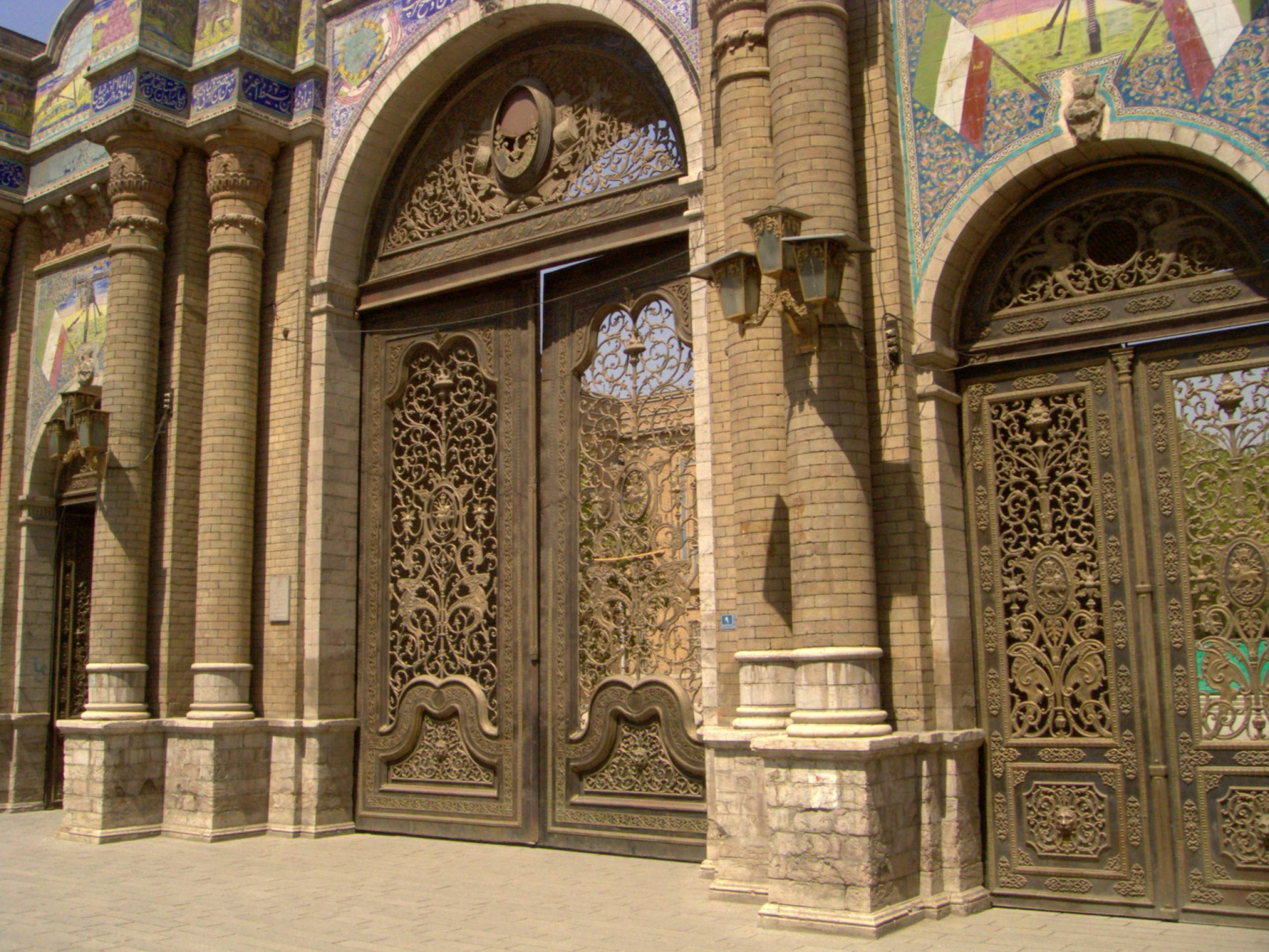 Ostan Teheran, Iran, największa baza ofert LAST MINUTE....